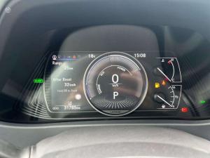 Красный Лексус UX 250h 2023 в Клайпеда, объемом двигателя 1.99 л и пробегом 32 тыс. км за 29900 €, фото 22 на AUTOMOTO.COM.LV