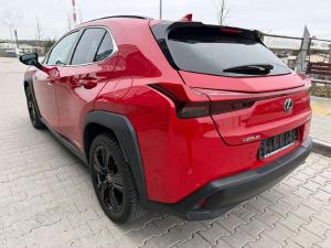 Sarkans Lexus UX 250h 2021 Viļņa, ar dzinēja tilpumu 2.00 L un nobraukumu 145 tūkst. km par 23800 €, foto 8 vietnē AUTOMOTO.COM.LV