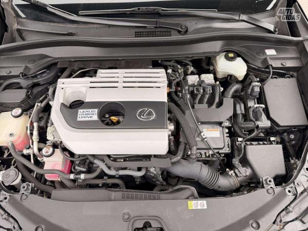 Balts Lexus UX 250h 2019 Viļņa, ar dzinēja tilpumu 0.00 L un nobraukumu 135 tūkst. km par 23500 €, foto 10 vietnē AUTOMOTO.COM.LV