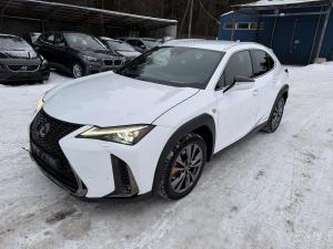 White Lexus UX 250h 2020 in Vilnius, with an engine capacity of 1.99 L and mileage of 95 thousand km for 25850 €, photo  on AUTOMOTO.COM.LV