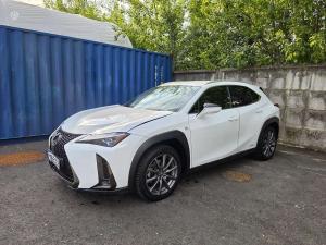 Balts Lexus UX 250h 2020 Kauņa, ar dzinēja tilpumu 1.99 L un nobraukumu 93 tūkst. km par 15900 €, foto  vietnē AUTOMOTO.COM.LV