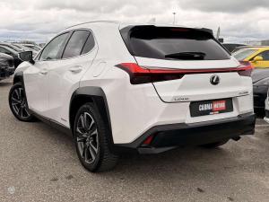Белый Лексус UX 250h 2020 в Вильнюс, объемом двигателя 1.99 л и пробегом 98 тыс. км за 21790 €, фото 12 на AUTOMOTO.COM.LV