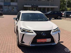 Белый Лексус UX 250h 2021 в Вильнюс, объемом двигателя 2.00 л и пробегом 171 тыс. км за 21950 €, фото 3 на AUTOMOTO.COM.LV