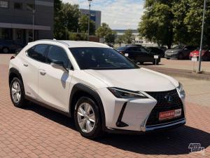Белый Лексус UX 250h 2021 в Вильнюс, объемом двигателя 2.00 л и пробегом 171 тыс. км за 21950 €, фото 4 на AUTOMOTO.COM.LV