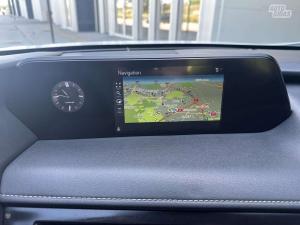 White Lexus UX 250h 2021 in Vilnius, with an engine capacity of 2.00 L and mileage of 171 thousand km for 21750 €, photo 25 on AUTOMOTO.COM.LV