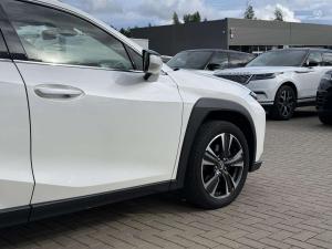 Balts Lexus UX 250h 2021 Viļņa, ar dzinēja tilpumu 1.99 L un nobraukumu 92 tūkst. km par 23000 €, foto 11 vietnē AUTOMOTO.COM.LV