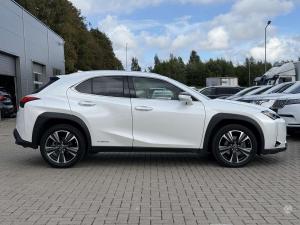 Balts Lexus UX 250h 2021 Viļņa, ar dzinēja tilpumu 1.99 L un nobraukumu 92 tūkst. km par 23000 €, foto 12 vietnē AUTOMOTO.COM.LV