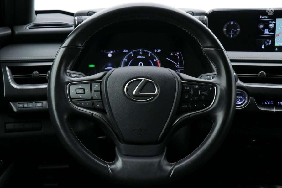 Balts Lexus UX 250h 2021 Viļņa, ar dzinēja tilpumu 1.99 L un nobraukumu 90 tūkst. km par 25900 €, foto 14 vietnē AUTOMOTO.COM.LV