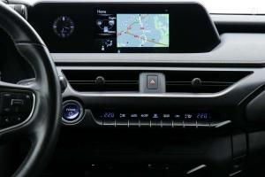 Balts Lexus UX 250h 2021 Viļņa, ar dzinēja tilpumu 1.99 L un nobraukumu 90 tūkst. km par 25900 €, foto 16 vietnē AUTOMOTO.COM.LV