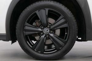 Balts Lexus UX 250h 2021 Viļņa, ar dzinēja tilpumu 1.99 L un nobraukumu 90 tūkst. km par 25900 €, foto 17 vietnē AUTOMOTO.COM.LV