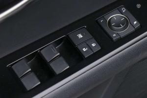 Balts Lexus UX 250h 2021 Viļņa, ar dzinēja tilpumu 1.99 L un nobraukumu 90 tūkst. km par 25900 €, foto 27 vietnē AUTOMOTO.COM.LV