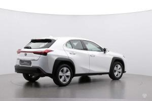 Balts Lexus UX 250h 2022 Viļņa, ar dzinēja tilpumu 1.99 L un nobraukumu 44 tūkst. km par 26900 €, foto 3 vietnē AUTOMOTO.COM.LV