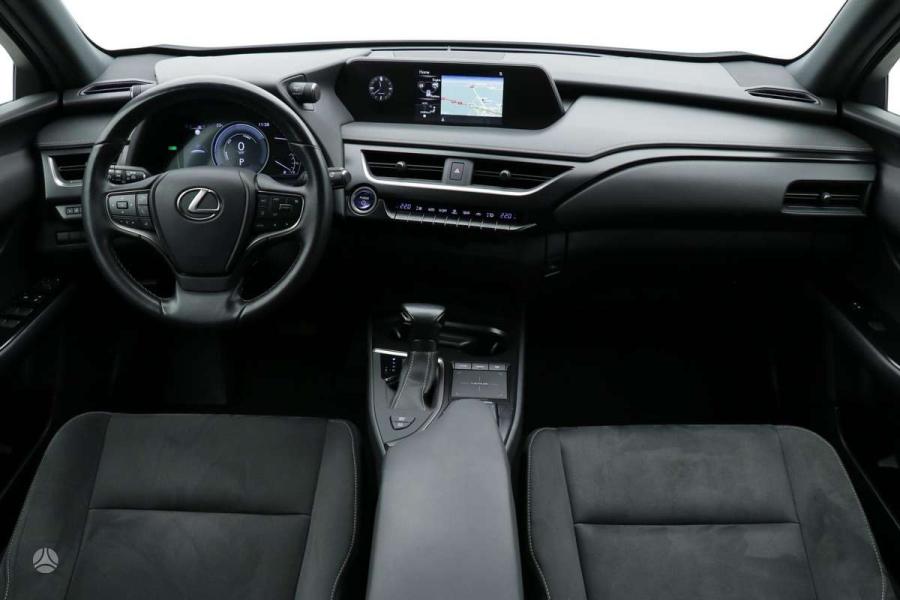 Balts Lexus UX 250h 2022 Viļņa, ar dzinēja tilpumu 1.99 L un nobraukumu 44 tūkst. km par 26900 €, foto 7 vietnē AUTOMOTO.COM.LV