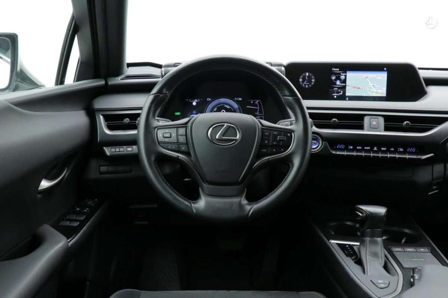 Balts Lexus UX 250h 2022 Viļņa, ar dzinēja tilpumu 1.99 L un nobraukumu 44 tūkst. km par 26900 €, foto 8 vietnē AUTOMOTO.COM.LV