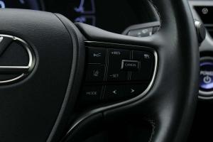 Balts Lexus UX 250h 2022 Viļņa, ar dzinēja tilpumu 1.99 L un nobraukumu 44 tūkst. km par 26900 €, foto 25 vietnē AUTOMOTO.COM.LV