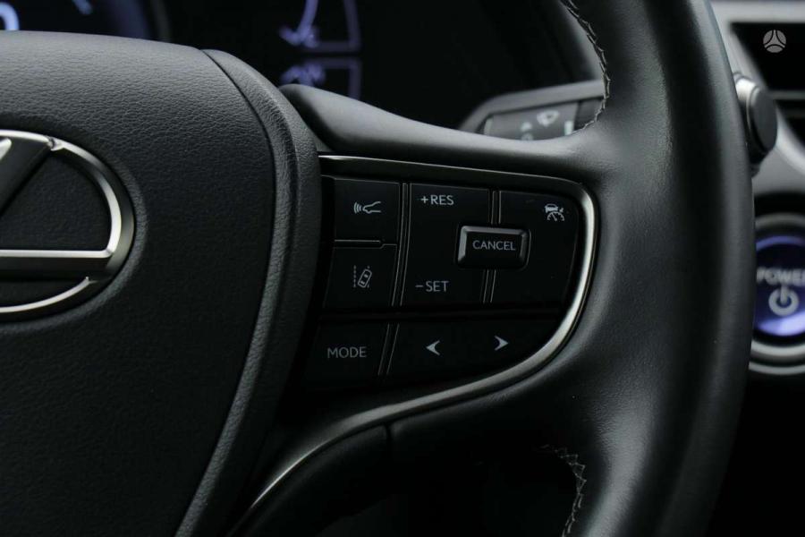 Balts Lexus UX 250h 2022 Viļņa, ar dzinēja tilpumu 1.99 L un nobraukumu 44 tūkst. km par 26900 €, foto 25 vietnē AUTOMOTO.COM.LV