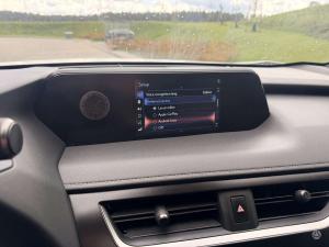 Белый Лексус UX 250h 2022 в Вильнюс, объемом двигателя 1.99 л и пробегом 53 тыс. км за 25900 €, фото 28 на AUTOMOTO.COM.LV