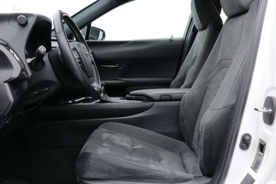Balts Lexus UX 250h 2022 Viļņa, ar dzinēja tilpumu 1.99 L un nobraukumu 44 tūkst. km par 25900 €, foto 12 vietnē AUTOMOTO.COM.LV