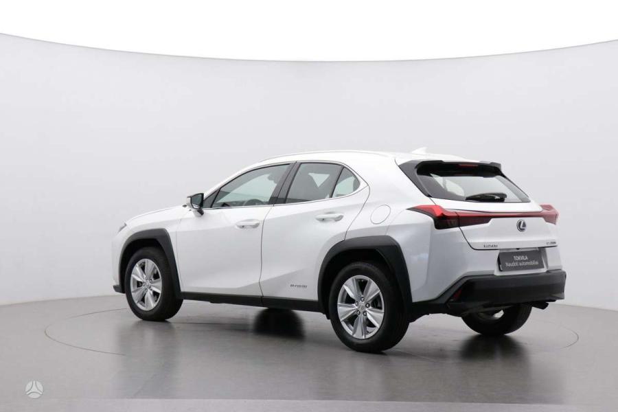 Balts Lexus UX 250h 2022 Viļņa, ar dzinēja tilpumu 1.99 L un nobraukumu 44 tūkst. km par 25900 €, foto 18 vietnē AUTOMOTO.COM.LV