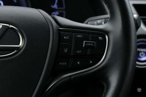 Balts Lexus UX 250h 2022 Viļņa, ar dzinēja tilpumu 1.99 L un nobraukumu 44 tūkst. km par 25900 €, foto 25 vietnē AUTOMOTO.COM.LV