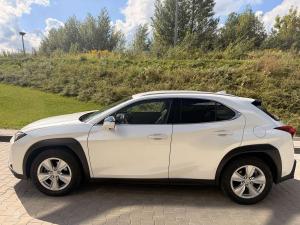 Balts Lexus UX 250h 2022 Viļņa, ar dzinēja tilpumu 1.99 L un nobraukumu 53 tūkst. km par 26500 €, foto 7 vietnē AUTOMOTO.COM.LV