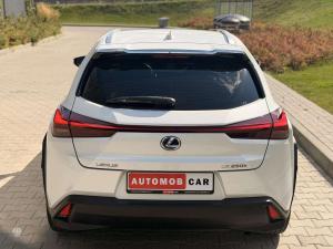 Balts Lexus UX 250h 2022 Viļņa, ar dzinēja tilpumu 1.99 L un nobraukumu 53 tūkst. km par 26500 €, foto 9 vietnē AUTOMOTO.COM.LV