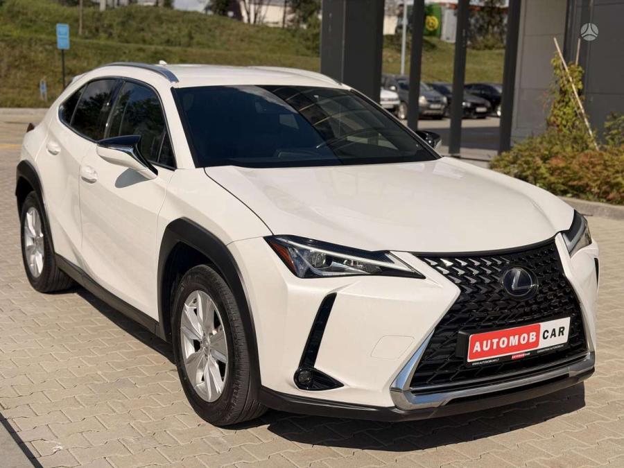 Balts Lexus UX 250h 2022 Viļņa, ar dzinēja tilpumu 1.99 L un nobraukumu 53 tūkst. km par 26500 €, foto 14 vietnē AUTOMOTO.COM.LV