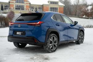 Zils Lexus UX 300e 2022 Viļņa, ar dzinēja tilpumu 0.00 L un nobraukumu 26 tūkst. km par 22900 €, foto 5 vietnē AUTOMOTO.COM.LV