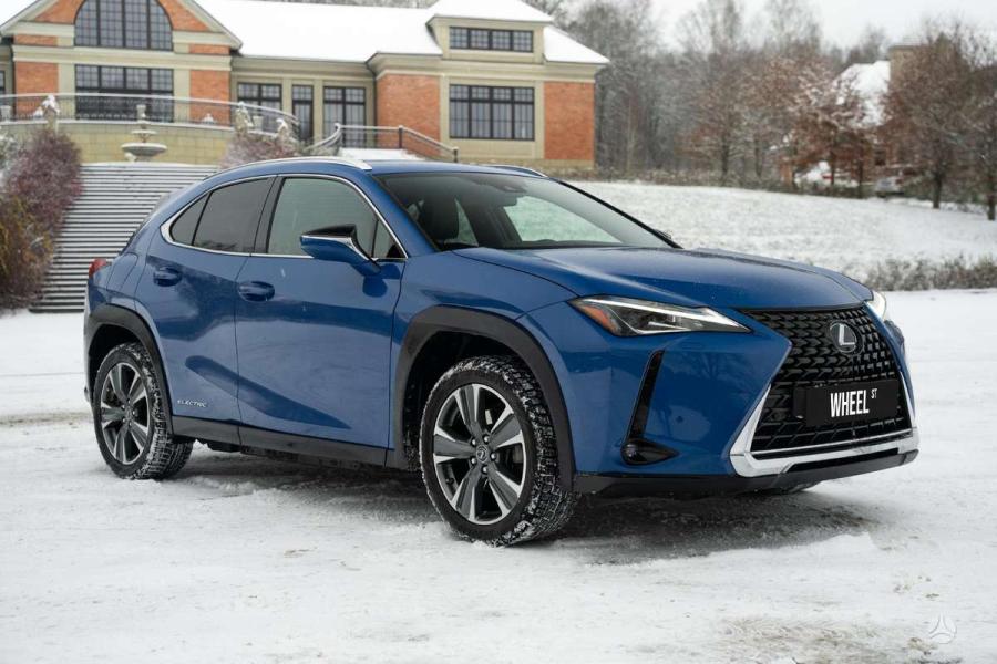 Zils Lexus UX 300e 2022 Viļņa, ar dzinēja tilpumu 0.00 L un nobraukumu 26 tūkst. km par 22900 €, foto 7 vietnē AUTOMOTO.COM.LV