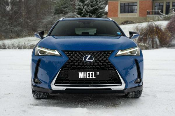 Blue Lexus UX 300e 2022 in Vilnius, with an engine capacity of 0.00 L and mileage of 26 thousand km for 22900 €, photo 8 on AUTOMOTO.COM.LV