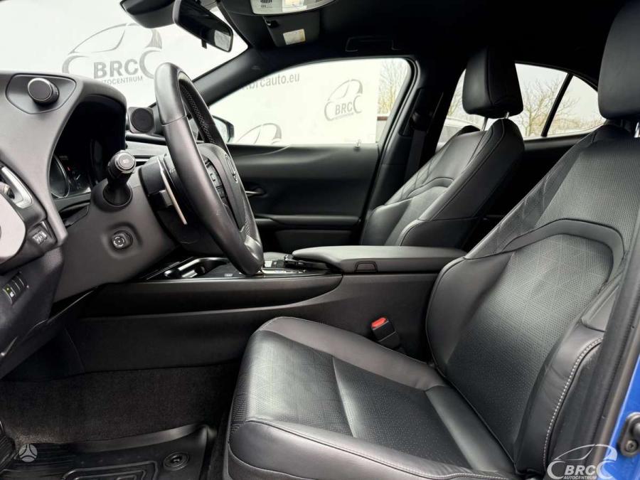 Zils Lexus UX 300e 2022 Klaipėda, ar dzinēja tilpumu 0.00 L un nobraukumu 34 tūkst. km par 24900 €, foto 21 vietnē AUTOMOTO.COM.LV