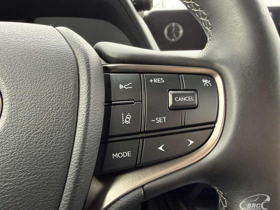Zils Lexus UX 300e 2022 Klaipėda, ar dzinēja tilpumu 0.00 L un nobraukumu 34 tūkst. km par 24900 €, foto 26 vietnē AUTOMOTO.COM.LV