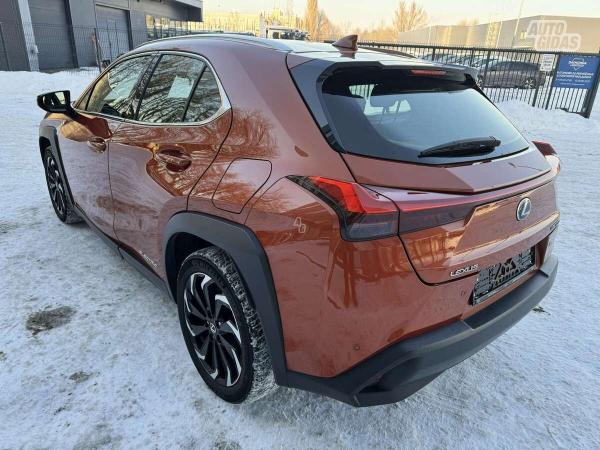 Lexus UX 300e 2020 Kauņa, ar dzinēja tilpumu 0.00 L un nobraukumu 126 tūkst. km par 18900 €, foto 5 vietnē AUTOMOTO.COM.LV