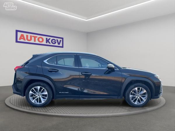 Lexus UX 300e 2022 in Vilnius, with an engine capacity of 0.00 L and mileage of 65 thousand km for 24999 €, photo 6 on AUTOMOTO.COM.LV