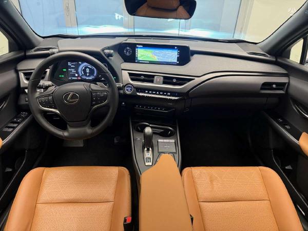Pelēks Lexus UX 300e 2022 Kauņa, ar dzinēja tilpumu 0.00 L un nobraukumu 29 tūkst. km par 29700 €, foto 11 vietnē AUTOMOTO.COM.LV