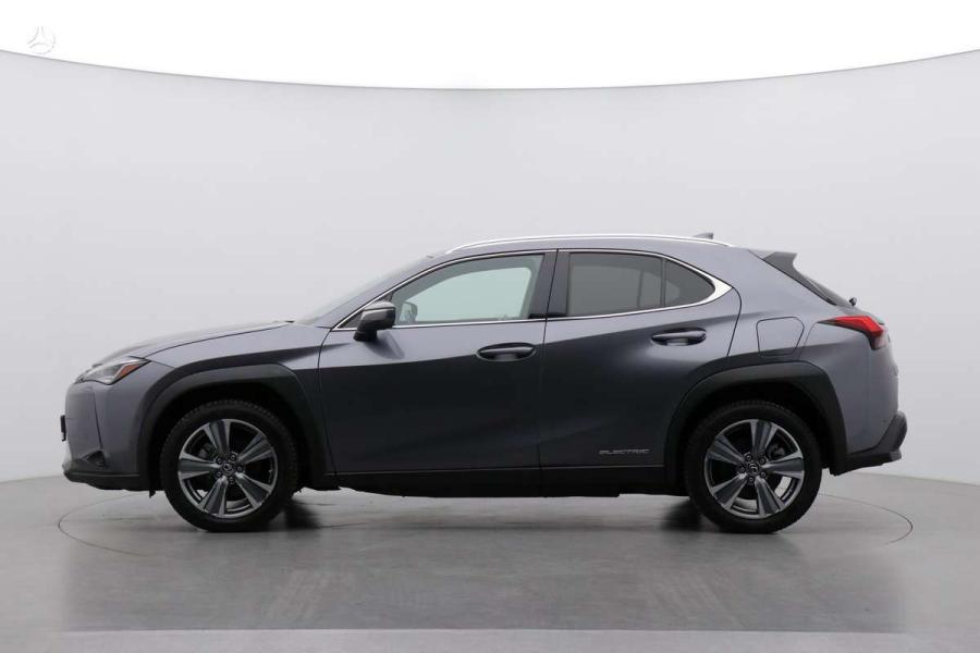 Grey Lexus UX 300e 2022 in Vilnius, with an engine capacity of 0.00 L and mileage of 8 thousand km for 26900 €, photo 3 on AUTOMOTO.COM.LV