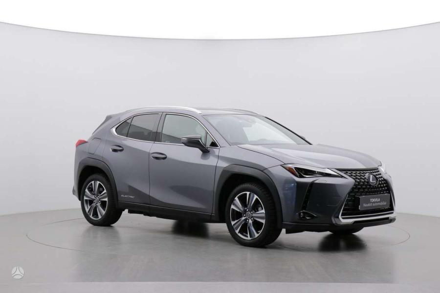 Grey Lexus UX 300e 2022 in Vilnius, with an engine capacity of 0.00 L and mileage of 8 thousand km for 26900 €, photo 17 on AUTOMOTO.COM.LV