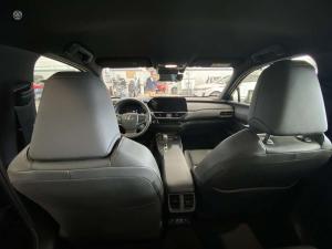 Pelēks Lexus UX 300e 2024 Viļņa, ar dzinēja tilpumu 0.00 L un nobraukumu 22 tūkst. km par 29040 €, foto 8 vietnē AUTOMOTO.COM.LV