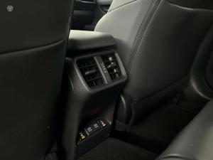 Grey Lexus UX 300e 2022 in Vilnius, with an engine capacity of 0.00 L and mileage of 31 thousand km for 29900 €, photo 27 on AUTOMOTO.COM.LV
