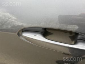 Pelēks Lexus UX 300e 2022 Rīga, ar dzinēja tilpumu 0.00 L un nobraukumu 22 tūkst. km par 25500 €, foto 3 vietnē AUTOMOTO.COM.LV