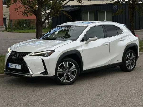 Balts Lexus UX 300e 2021 Rīga, ar dzinēja tilpumu 0.00 L un nobraukumu 78 tūkst. km par 26200 €, foto 5 vietnē AUTOMOTO.COM.LV