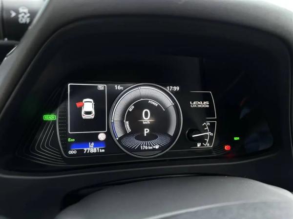 Balts Lexus UX 300e 2021 Rīga, ar dzinēja tilpumu 0.00 L un nobraukumu 78 tūkst. km par 26200 €, foto 7 vietnē AUTOMOTO.COM.LV