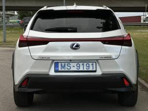 White Lexus UX 300e 2021 in Riga, with an engine capacity of 0.00 L and mileage of 78 thousand km for 26200 €, photo 30 on AUTOMOTO.COM.LV