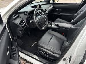 Balts Lexus UX 300e 2022 Rīga, ar dzinēja tilpumu 0.00 L un nobraukumu 78 tūkst. km par 26200 €, foto 8 vietnē AUTOMOTO.COM.LV