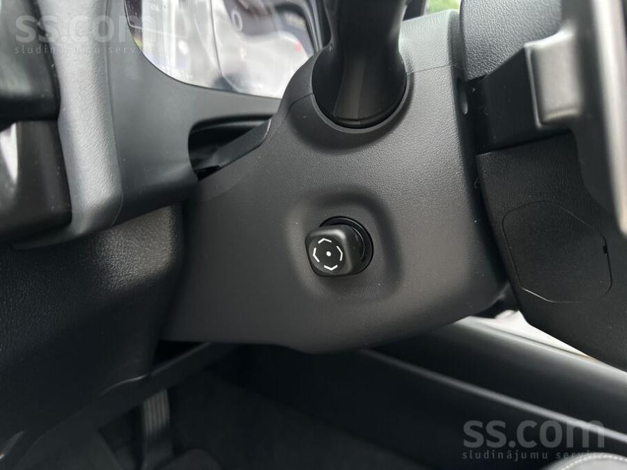 Balts Lexus UX 300e 2022 Rīga, ar dzinēja tilpumu 0.00 L un nobraukumu 78 tūkst. km par 26200 €, foto 9 vietnē AUTOMOTO.COM.LV