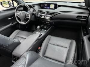 Balts Lexus UX 300e 2022 Rīga, ar dzinēja tilpumu 0.00 L un nobraukumu 78 tūkst. km par 26200 €, foto 16 vietnē AUTOMOTO.COM.LV