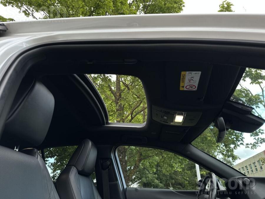 Balts Lexus UX 300e 2022 Rīga, ar dzinēja tilpumu 0.00 L un nobraukumu 78 tūkst. km par 26200 €, foto 22 vietnē AUTOMOTO.COM.LV