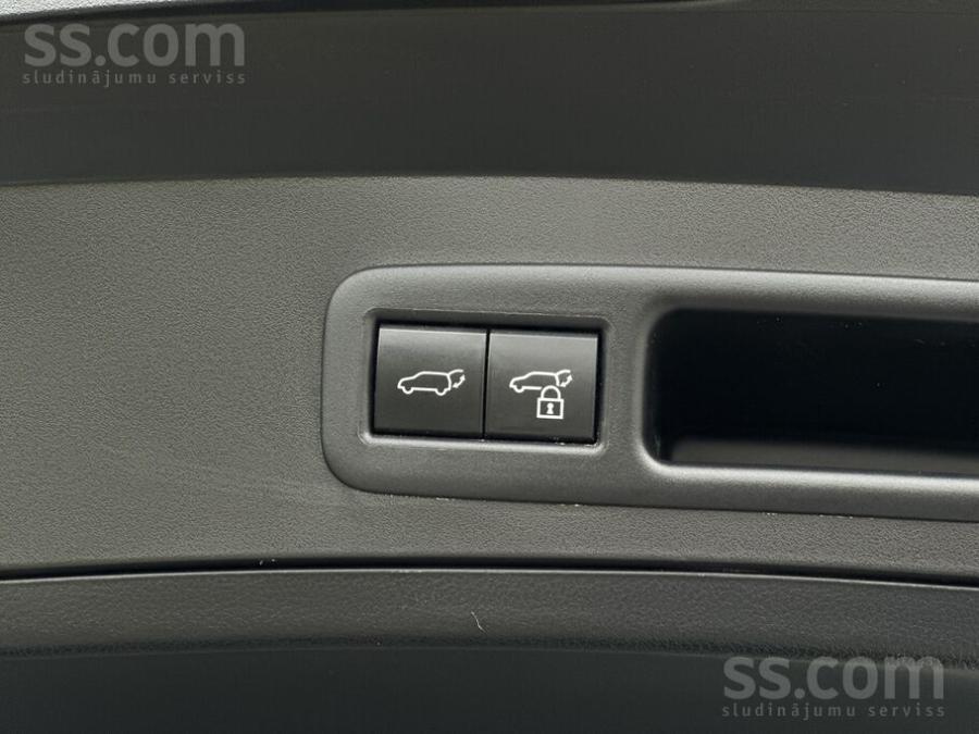 Balts Lexus UX 300e 2022 Rīga, ar dzinēja tilpumu 0.00 L un nobraukumu 78 tūkst. km par 26200 €, foto 25 vietnē AUTOMOTO.COM.LV