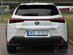 Balts Lexus UX 300e 2022 Rīga, ar dzinēja tilpumu 0.00 L un nobraukumu 78 tūkst. km par 26200 €, foto 30 vietnē AUTOMOTO.COM.LV