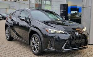 Black Lexus UX 300h 2025 in Vilnius, with an engine capacity of 1.99 L and mileage of 7 thousand km for 39000 €, photo  on AUTOMOTO.COM.LV